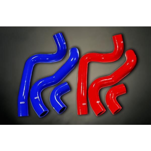 ジムニー専用カスタムパーツ！■メーカー：　Motor Farm (モーターファーム)■商 品 名：　シリコンターボホース　JB64　ブルー■適合：　ジムニー JB64■構成：　シリコンホース３本　ホースバンド付属＜代引き不可＞