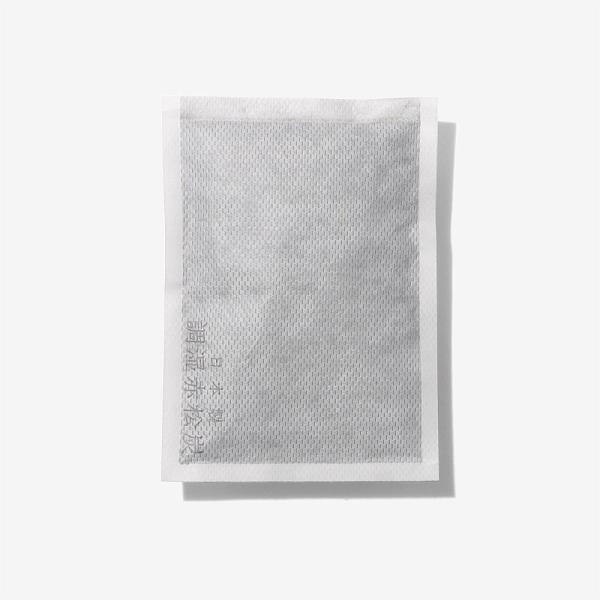 赤松炭は厳選した中国地方の赤松のみを使用し、特許製法で製炭した高レベルな調湿・消臭性能を持つ木炭です。【 赤松炭を使用した効果 】◆ 多湿な季節には吸湿し、乾燥した季節には湿気を放出する優れた調湿性能を発揮します。◆ 結露を防ぐことでカビ、...