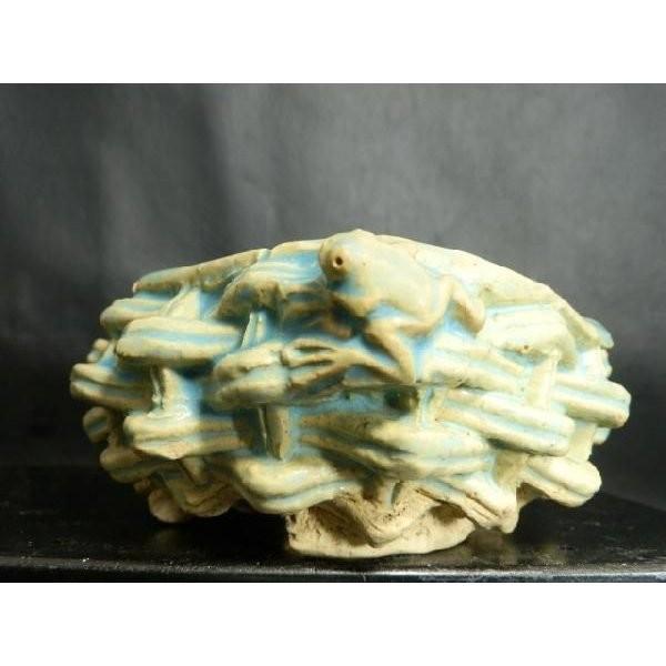 大きさ(外外) 口径約105mm 高さ約45mm落款 正志 正全面に彫り込まれた籠も蛙もすべて手作りです。