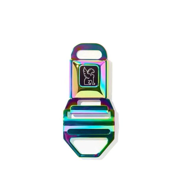 SEATBELT BUCKLE LG（シートベルト バックル ラージ）CHROMEのアイコニックシートベルトバックル着脱のしやすさに特化した機能美を体感。自由に交換可能なオリジナルバックルが豊富なカラーを携え登場！機能美が光る破損知らずのハ...