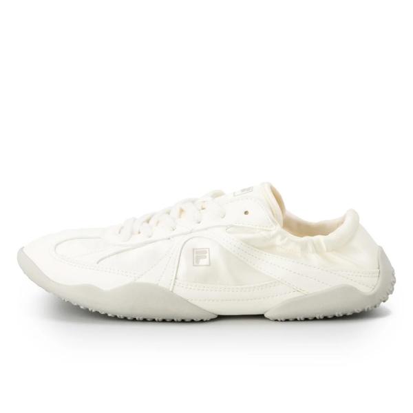 FILA フィラ FILA GLIO フィラグリオ BEIGE/BEIGE/BEIGE 63OD3X013-260 今、感度の高いファッショニスタたちがこぞって注目しているのが「ロープロファイル」なシルエット。そして、儚げでロマンティックな...
