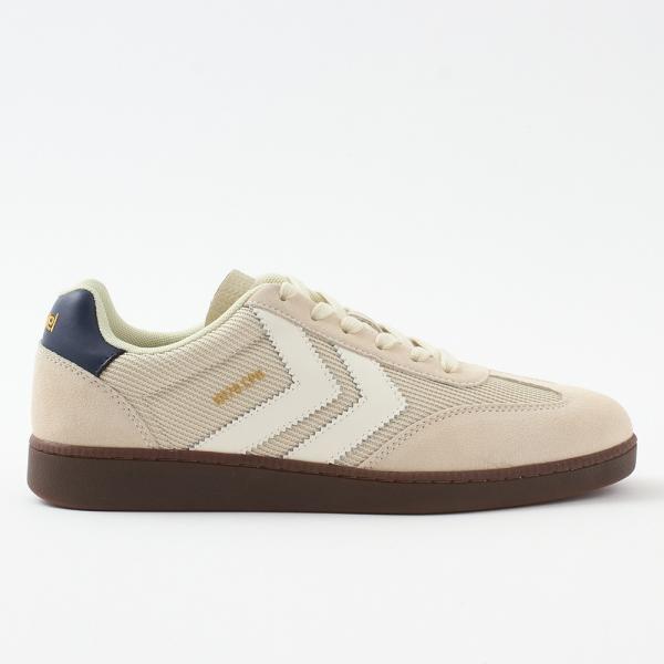 hummel ヒュンメル VM78 CPH MS VM78 CPH MS OVERCAST HM218637-2718 VM78 CPHは、クラシックなアーカイブスタイルにモダンなトレンド要素を融合した一足。1978年、デンマークで開催され...