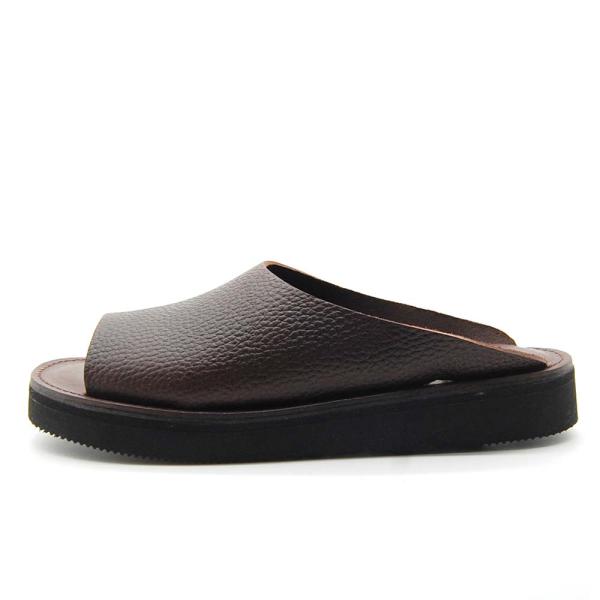 RICHT（リヒト）自然素材の心地よさをそのままに、シンプルな美しさを大切にした靴づくりを行うOrganic handloom。そんなブランドならではの、安心感のある履き心地と洗練されたデザインが素敵な一足が届きました。ワンストラップのシン...