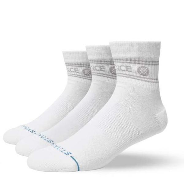 3足パック。上質のコームドコットンを使用し、通気性が良く、柔らかで滑らかな肌触りを実現。ダメージを受けやすい踵とつま先部分には、強化加工が施され、深いヒールポケットと伸縮性のあるアーチサポートが、足のラインを優しく包み込み極上のフィット感を...