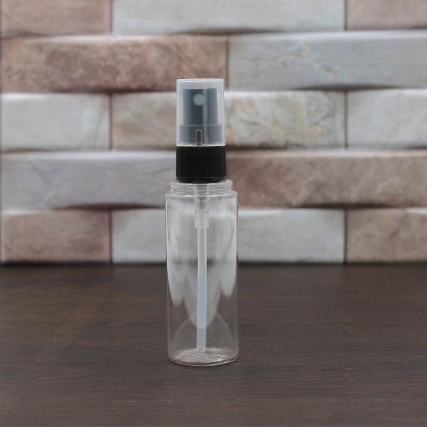 キーワード：国産　詰め替え容器　スプレーボトル　透明ボトル　PET　５０ml【商品紹介】　50mlのスプレーボトルです。　コンパクトで携帯に便利です。化粧水やマスクスプレーなどにご使用いただけます。　※噴霧形状になります。乳液などのジェル用...