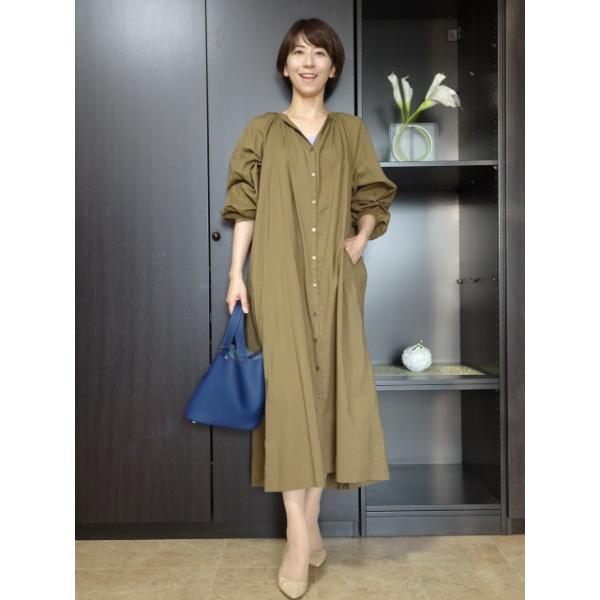 メーカー名　PASSIONE（パシオーネ）Robe（正規販売店取扱商品）●品番 　526108モデル身長１６５ｃｍ（Ｂ：８３　Ｗ：６３　Ｈ：９０）サイズ　３８（９号）モデル着用●　肩幅　38cm●　着丈　124cm●　袖丈　53cm●　アー...