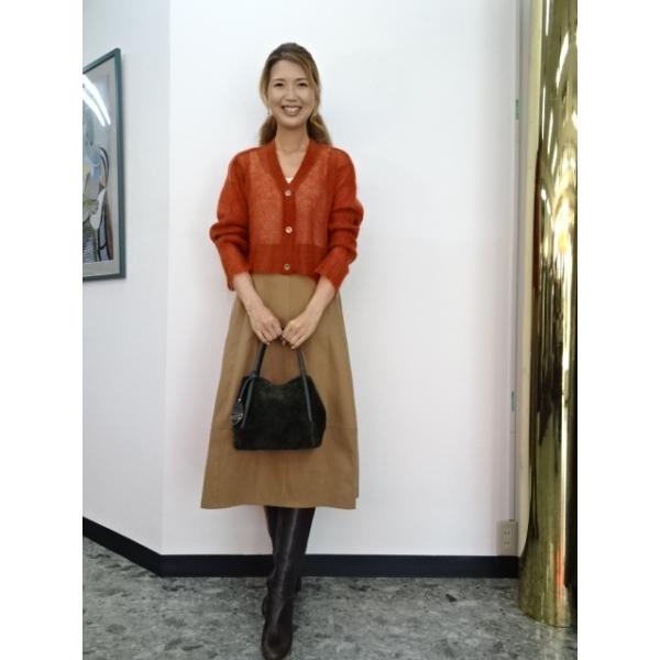 【メーカー名】Apaiser lame（アぺゼラム）DAIMATSU（正規販売店取扱商品）【品番】752-501モデル身長１６７ｃｍ（Ｂ：８４　Ｗ：６０　Ｈ：９０）サイズ３８（９号）モデル着用サイズ【肩幅】38cm【着丈】40cm【袖丈】6...