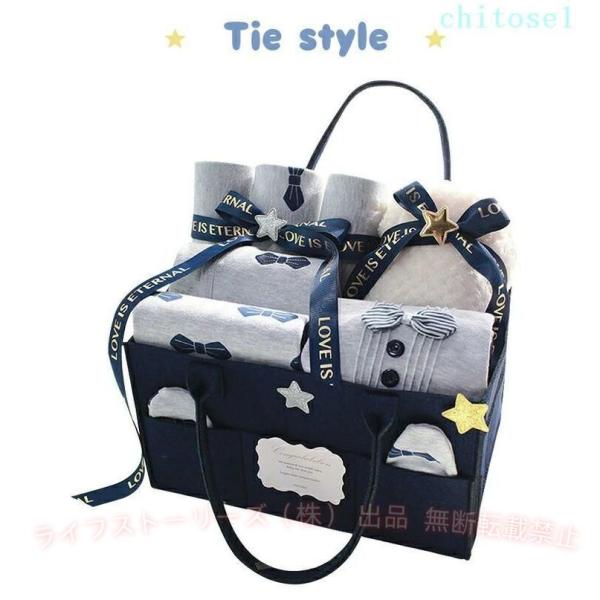 ふんわり綿100％ ベビーギフト 13点セット  ６ヶ月?２歳頃まで長く着用できる べビーのお肌にやさしい綿100%軽量ガーゼ。手軽にお洗濯できて、清潔に保ちやすいます。 ほかにも帽子とミトンと、新生児ベビーちゃんにぴったりの13点を箱に入...