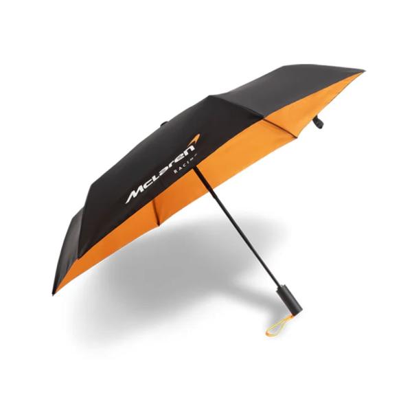 マクラーレン・マスターカード F1チーム 2026 コンパクトアンブレラ【折り畳み傘/晴雨兼用/プッシュボタン式自動開閉】■商品スペックメーカー：Stichdカラー：ブラック/オレンジサイズ：親骨60cm、直径90cm、収納時の全長32cm...