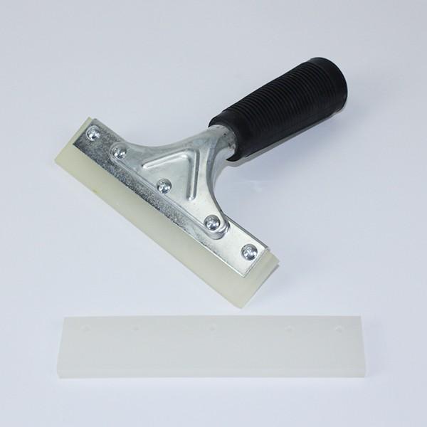 世界中のプロフィルムインストーラーから愛されている商品です飛散防止フィルム・省エネ遮熱フィルム・防犯フィルムなど建物ガラスへの施工に適してます硬質ウレタン＆握りやすいグリップで片手でもスピーディーな一発水抜き・水残りの無い施工が可能補修交換...