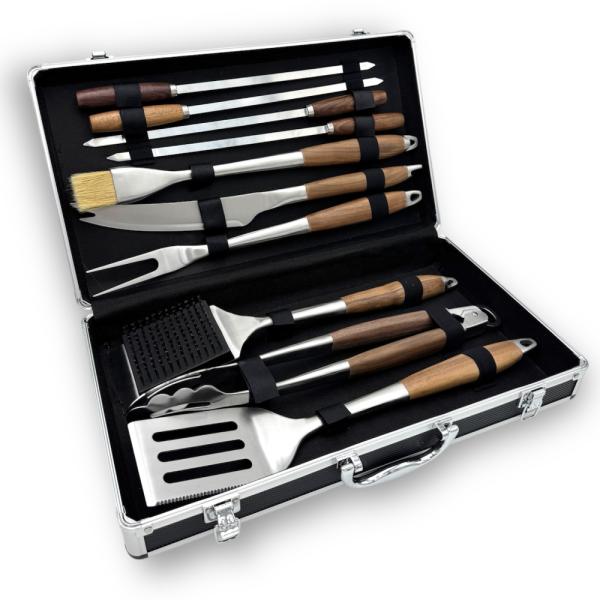 ステンレスとウォールナット製の高級BBQツール 10点セット専用アタッシュケース付き（Branch Grillロゴ入り）セット内容：トング・ヘラ・ナイフ・フォーク・刷毛・ワイヤーブラシ ・串(4本)BBQの必需品！このツールセットがあれば、...