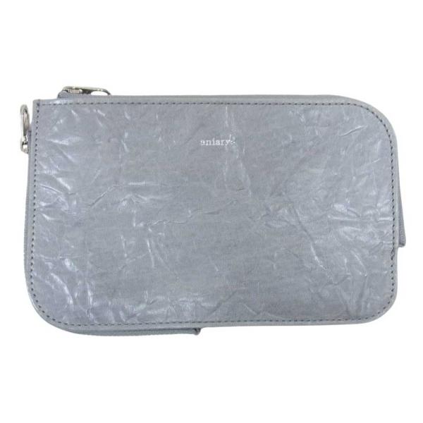 ■商品情報[商品名]aniary アニアリ Rughe Leather ルーガレザー ステアハイド 牛革 マルチケース ポーチ グレー系【中古】[カラー]グレー系[サイズ]約11.5cm x 18cmx 厚み約cm[付属品]なし[状態・コン...