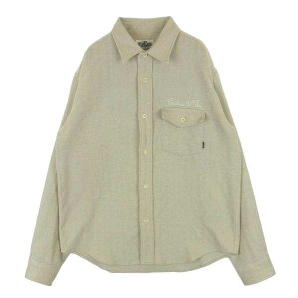 ■商品情報[商品名]CALEE キャリー ロゴ刺繍 長袖 シャツ コットン ポリエステル 日本製 ベージュ系 グレイッシュベージュ系 L【中古】[カラー]ベージュ系[サイズ]表記サイズ：Lx 厚み約cm肩幅：約49cm着丈：約70.5cm身...