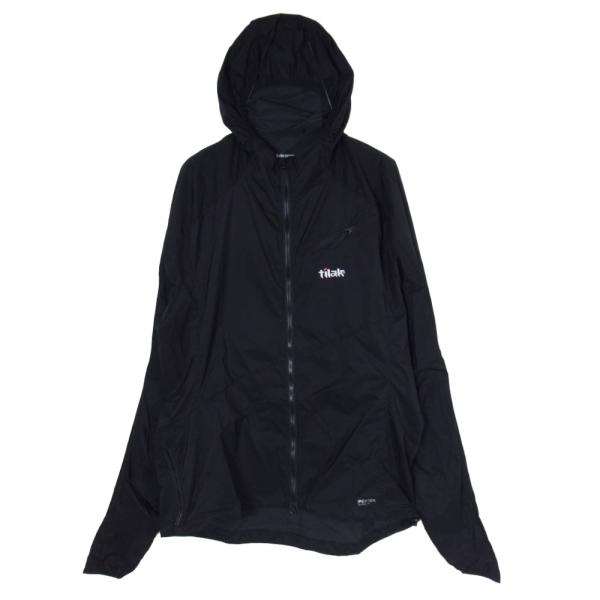 ■商品情報[商品名]TILAK ティラック Aira Jacket アイラ ジャケット パーテックス ブラック系 L【極上美品】【中古】[カラー]ブラック系[サイズ]表記サイズ：Lx 厚み約cm着丈：約76cm身幅：約57cm裄丈：約100...