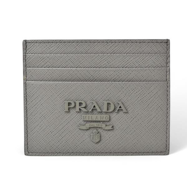 商品名 プラダ カードケース/名刺入れPRADA SAFFIANO/サフィアノ ライトグレー 1MC025商品番号 25020701-pライン -素材 SAFFIANO/サフィアノサイズ W10cm×H8cmカラー ライトグレー付属品 箱参...