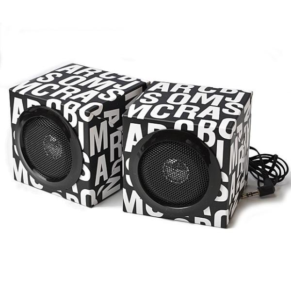 商品番号 mbmj-0521 ライン ノベルティ 素材 - サイズ 本体：約W8.0×H8×D8cm カラー 本体：ブラック/ホワイト 付属品 本体のみ 参考価格 - 備考 当店で販売しておりますマークジェイコブス製品は、すべて【正規品・本...