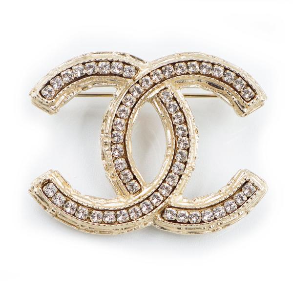 ■商品説明■【問い合わせ番号】200029505019【ブランド】CHANEL【カラー】シャンパンゴールド【サイズ(cm)】約W4.5cmxH3.5cm 【重量】約16g【生産国】フランス【型番】A60232 【参考ランク】NS（未使用保管...