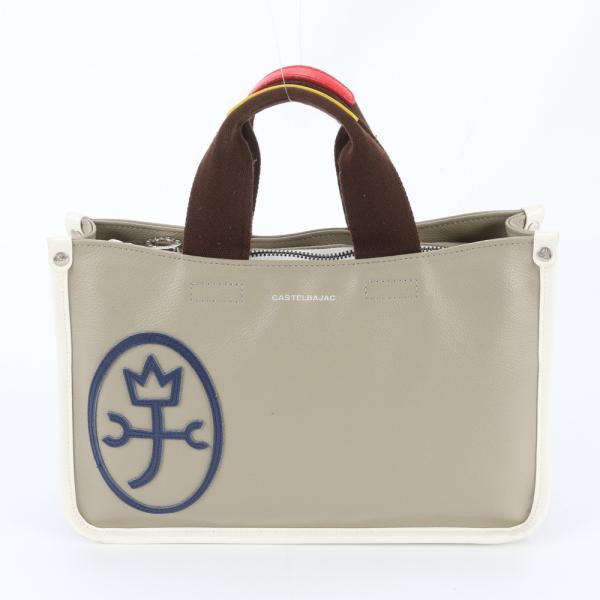ブランド名：JC de CASTELBAJAC カステルバジャックサイズ : W30cm×H20cm×D10cmハンドル：約25cm（調整可能な場合は最長を記載しております）※若干の誤差はお許しください※付属品は画像のものがつきます。状態の...