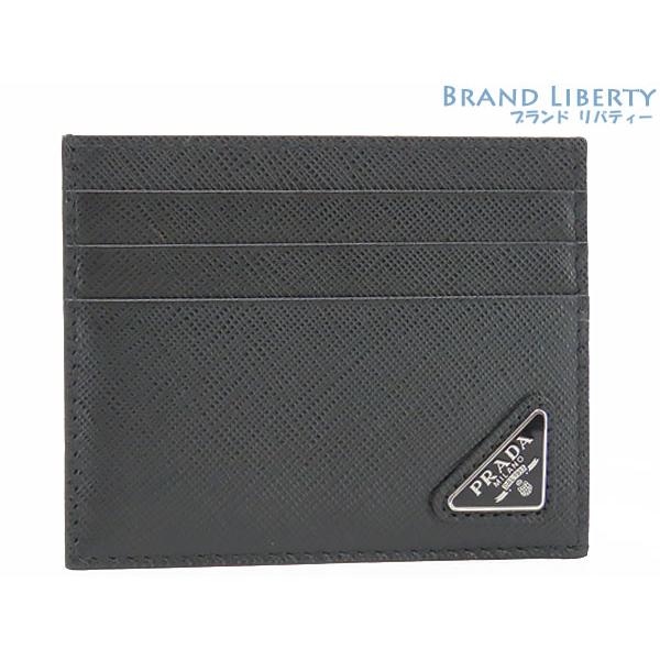 ●ブランドプラダ　PRADA●商品名サフィアーノ トライアングル　カードホルダー　カードケース　パスケース　名刺入れ●サイズW：10cm　H：8cm●仕様外側：カードポケット×6内側：メインスペース×1●カラーNERO ブラック●素材サフィ...