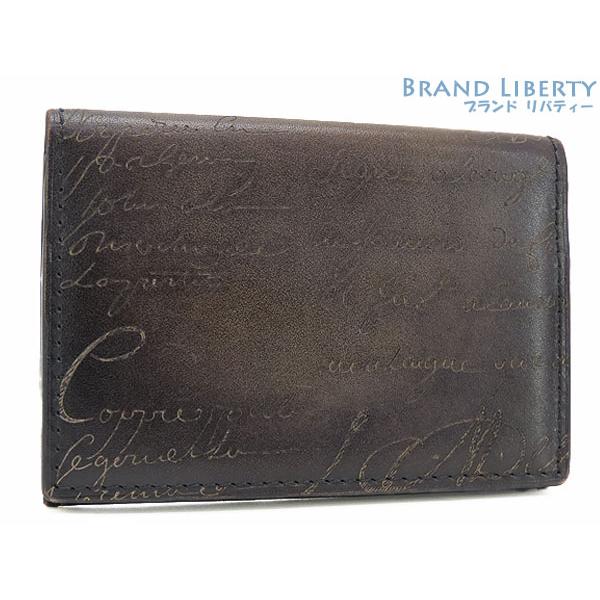 ●ブランドベルルッティ　Berluti●商品名カリグラフィ　インブイア　スクリットレザー　カードケース　パスケース　名刺入れ●サイズW：11cm　H：7.5cm●仕様内側：インスペース×1　カード入れ×2　ポケット×1●カラーブラック×ダー...