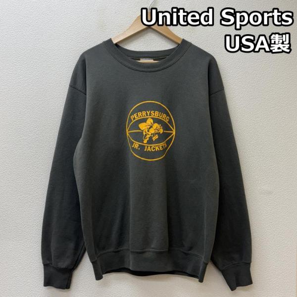メーカー：ユナイテッドスポーツ / UNITED SPORTS形状：トレーナー / 長袖サイズ：表記サイズ：L肩幅：56 cm、袖丈：61 cm、着丈：70 cm、身幅：57 cmカラー：柄 / パターン：素材：商品状態：使用感があり、汚れ...