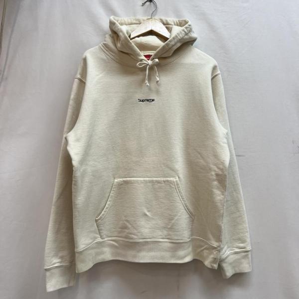 メーカー：シュプリーム / Supreme形状：パーカー / 長袖サイズ：表記サイズ：M肩幅：49 cm、袖丈：63 cm、着丈：63 cm、身幅：59 cmカラー：ナチュラル / ナチュラル柄 / パターン：素材：画像参照商品状態：使用感...