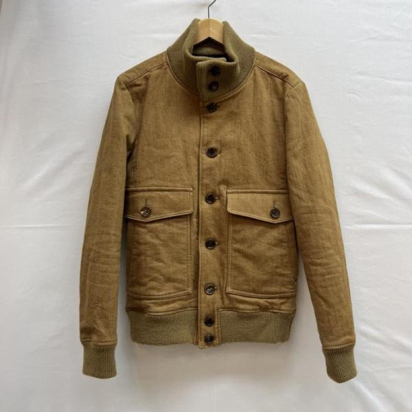 メーカー：エーケーエム / AKM形状：ジャケット、上着 / ジャンパー、ブルゾンサイズ：表記サイズ：L肩幅：44 cm、袖丈：64 cm、着丈：63 cm、身幅：48 cmカラー：ベージュ / ベージュ、茶 / ブラウン柄 / パターン：...