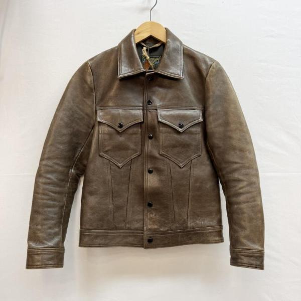 メーカー：パーマネント / PERMANENTE形状：ジャケット、上着 / レザージャケットサイズ：表記サイズ：-肩幅：42 cm、袖丈：61 cm、着丈：59 cm、身幅：46 cmカラー：茶 / ブラウン柄 / パターン：素材：画像参照...