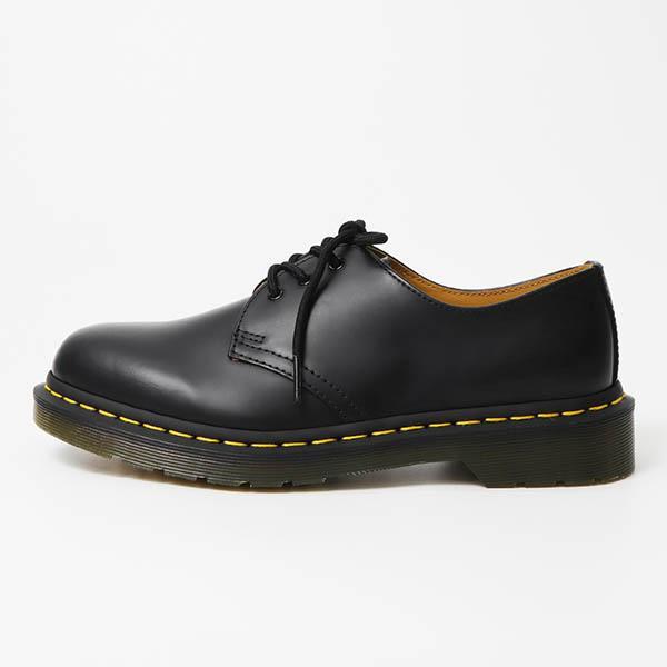【製品仕様】・ブランド：Dr.Martens（ドクターマーチン）・モデル：1461・タイプ：3ホールシューズ・JANコード：4550230123681・サイズ：UK3（22cm）・素材：レザー・仕様：ローカット／レースアップ・対象：メンズ・...