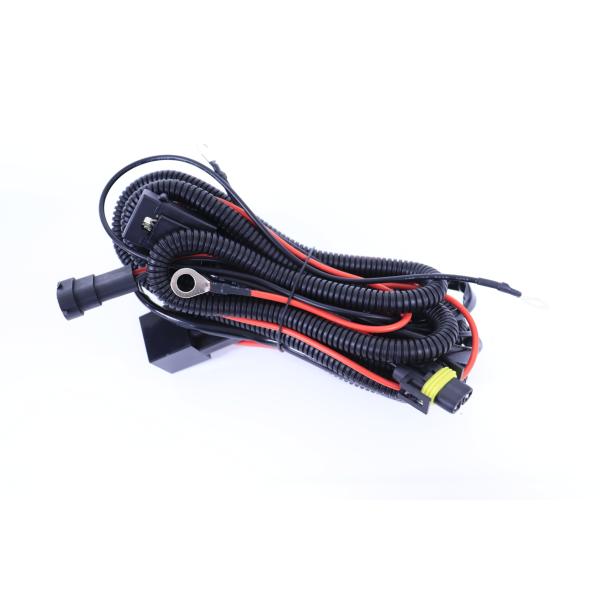 LEDフォグ交換時のヒューズ飛びを解消するための電源強化リレーハーネスです。【高品質な電力供給】H8/H11/H16形状の強化リレーハーネス、LEDフォグランプやヘッドライトに安定した電力を供給。電圧降下を防ぎ、明るさを最大限に引き出します...