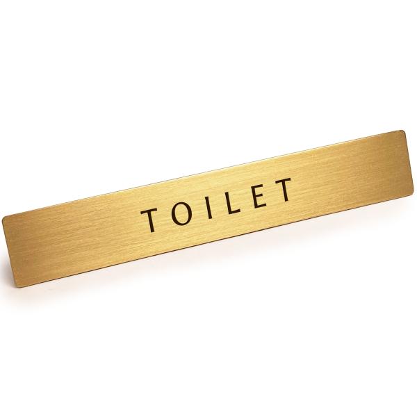 「本物の真鍮を使ったプレート」一般的には樹脂で作られた真鍮風のプレートが多い中、当商品は本物の真鍮を採用することで、本物ならではの質感と味わいを感じていただけます。時と共に、より一層深みが増すことををお楽しみいただけると思います。「サイズに...