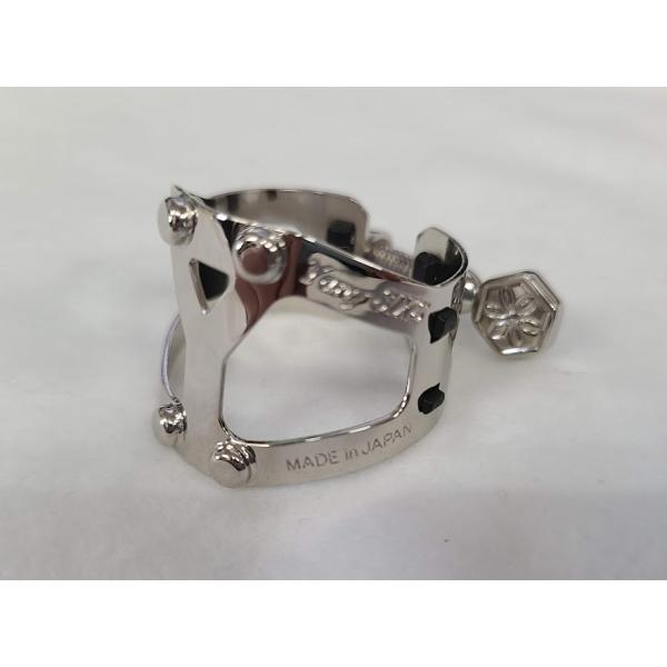 プリマ・ヤナギサワサクソフォーン（Prima Yanagisawa Saxophones） ［日本国内発売元］ より、Yany SIXSリガチャーの日本国内限定モデル「Yany SIXS Solid Silver, Platinum-Pla...