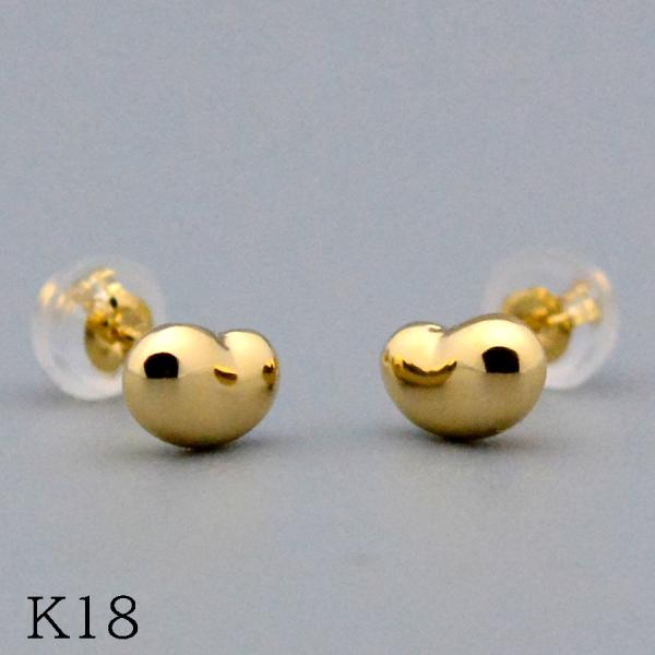 角度で変わる、モーチフのかたちビーンズの柔らかなフォルムの愛らしさ見る角度によって、ふとハートにも見える魔法K18とPt900貴金属がさりげなくも確かな存在感を放ちます。定番のスタッドとは一線を画す、アレンジデザイン。ダブルロックキャッチで...