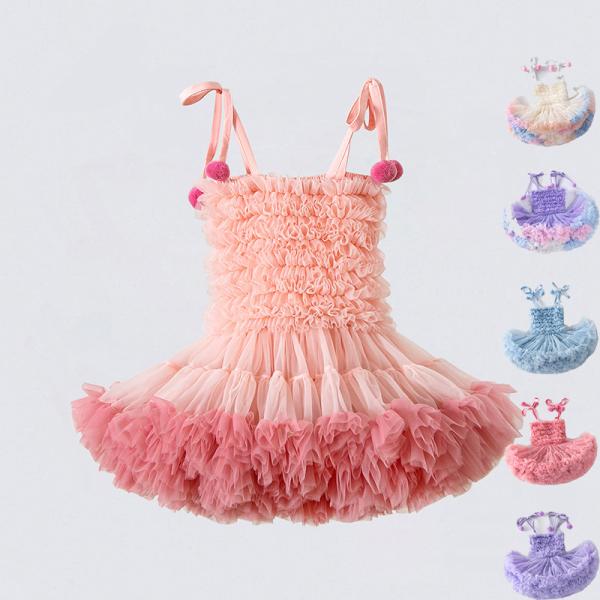 ふんわりボリューム満点なプリンセス風ストラップチュチュドレスが登場！ケーキシルエット×パフスカートでSNS映えにも◎バースデーやフォト撮影に最適な1着です。柔らかなチュールとゴムシャーリング仕様で、動きやすく快適な着心地も実現。子供ドレス・...