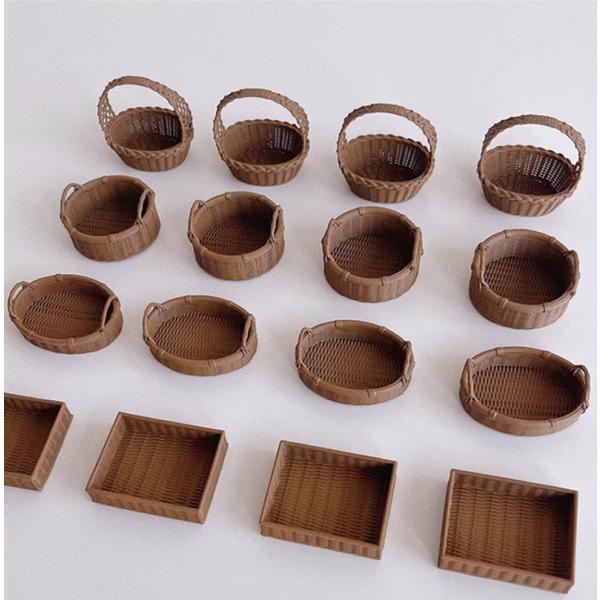 ドールハウスをもっとリアルに♪ミニチュアのパンバスケットセットは、1/6スケールのBJDやBlytheドールにぴったりの小道具！レジン製で本物そっくりの質感と繊細な編み込みデザインが魅力です。ドールハウスのキッチンやリビング、ベーカリー風イ...