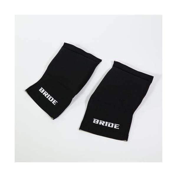 シートをドライバーの身体にフィットさせ、ホールド性能を高めます。※XEROシリーズ、EUROSTERシリーズ、DIGOシリーズ、JAPAN、REIMS、SPORT、HISTRIX、edirb、STREAMS、ZAOUは使用不可。