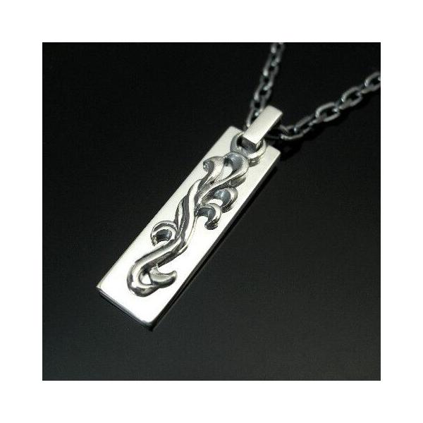 ●【素材】シルバー925●【サイズ】トップ/27×8×1mm　全長 50cm●【カラー】チェーン：シルバー（青系） / トップ：シルバー●【付属品】オリジナル箱