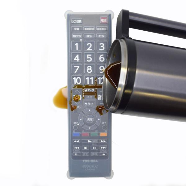 【発売日：2021年08月09日】TOSHIBA CT-90486専用シリコンカバー リモコンに合わせて作ったカバーですのでフィット感があります。ボタン位置に合わせて凹凸に型取りしていますので、ボタンの表記が見やすくリモコン操作が簡単です。...