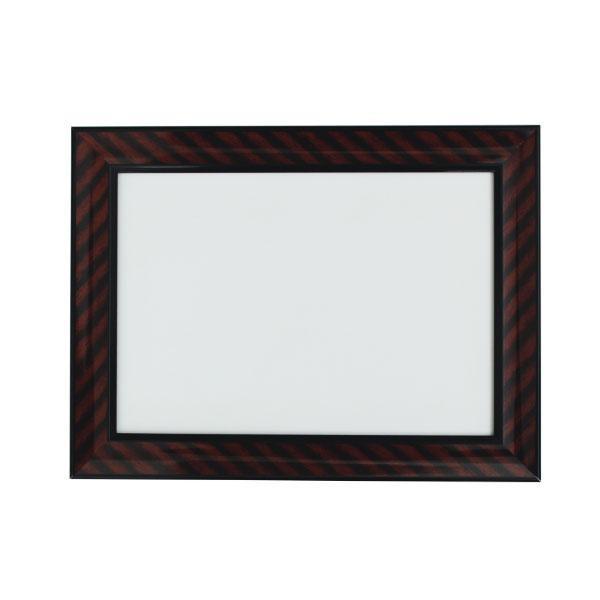 B5サイズに対応した賞状額です。