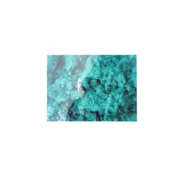 ガラスにアート写真が印刷されたウォールデコレーションアイテム。シンプルかつスタイリッシュです。壁に飾るだけでお洒落な空間になります。西海岸インテリアスタイルのアクセントにピッタリです。