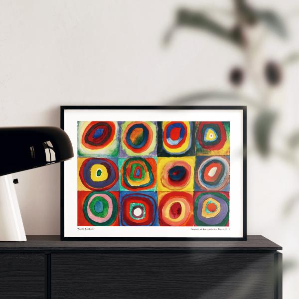 1913年に描かれた、ワシリー・カンディンスキーの絵画「Quadrate mit konzentrischen Ringen」をデザインしたアートポスターです。お部屋やオフィスを鮮やかに彩り、コーディネートのアクセントに。ぜひ名画の世界をお...