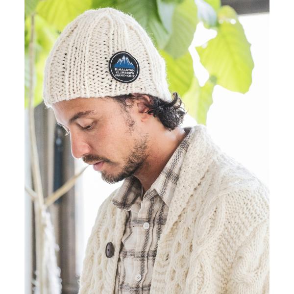 「ヒマラヤン・クライマーズ・ハンドニット」は、その名の通り、登山者向けのハンドニットを作り続けているカトマンズ市近郊の工場による手編みニット。日本のタウンユース向けのファクトリーブランドして立ち上げられました。その「ヒマラヤン・クライマーズ...