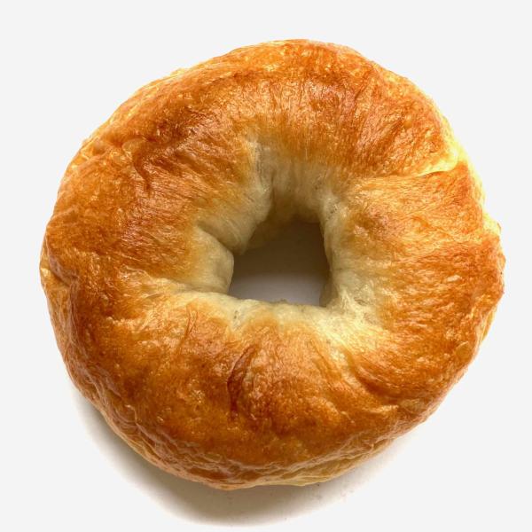 やわらかくもっちりした食感の「T７０やわらかベーグル」しっとりもちもちのプレーンベーグルです。