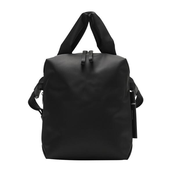 【発売日：2024年12月11日】持ち方次第でシーンに合わせて、手持ち、斜めがけができる多機能ハイブリッドトートバッグ「ROUR」。メインコンパートメントは出し入れが簡単で、14インチまでのノートPC用ポケットの他、サイドには隠しポケットが...