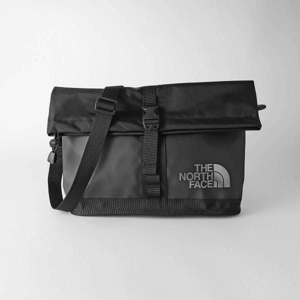 【発売日：2025年09月30日】軽量で耐久性にも優れたナイロン素材を使用した「THE NORTH FACE」の小型ショルダーバッグ。コンパクトながら、長財布もすっきり収納できる大きさとなっています。普段のお出かけはもちろん、ナイロン素材な...