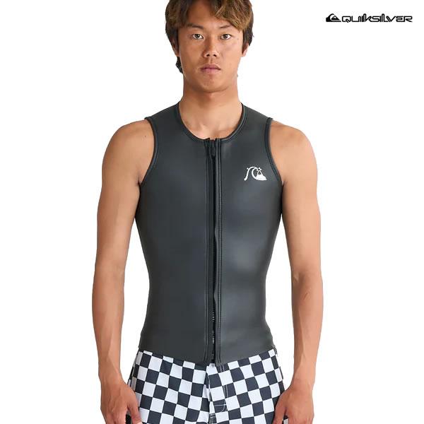 QUIKSILVER タッパーベスト QWT251708 EVERYDAY SESSIONS 2.0 FZ VEST定価：　￥14,500 (税抜き)JAPAN FITクラシックなラバーのフロントジップタイプでオリジナルバブルロゴを配置した...