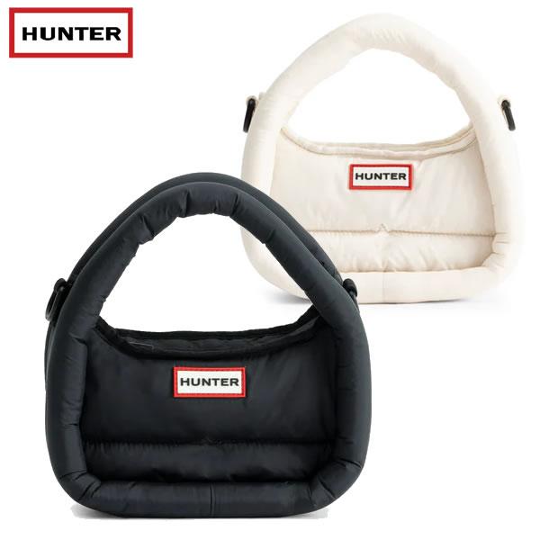 HUNTER トートバッグ FRAMED PUFFER MINI HOBO UBX3711KBM 定価：　￥14,500（税抜き）フレームドパファーミニホーボーは、半月型のデイリーユースに最適な新しいシルエットのバックです。リサイクルポリエ...
