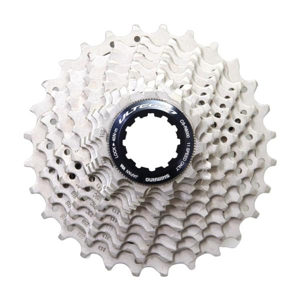 ■品名：SHIMANO ULTEGRA カセットスプロケット ■品番：CS-R8000（ICSR800011128）■仕様：　・サイズ：11S 11-28T　・タイプ：HG-EV※その他、商品やご使用に関する詳細はメーカーサイト・カタログ等...