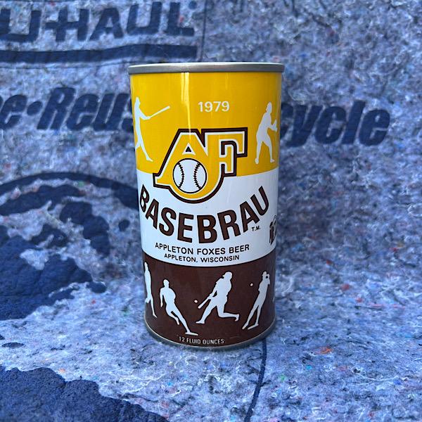 Vintage BaseBrau 1979 ビール 空缶 APPLETON FOXES BEERビンテージ商品のため、多少のキズやへこみがありますが比較的良い状態の物です。新品ではありません。アメリカアンティーク雑貨に興味のある方にお勧めで...