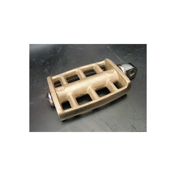 HARLEY-DAVIDSON KICK PEDAL KITPAN/KNUCKLE/SHOVEL/EVOキャスト製ですのでそのまま使用しても味がありカッコイイです。また磨けばピカピカになりますのでいろいろ楽しめると思います。